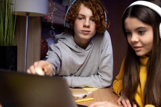 What Are the Benefits of Blended Learning in Digital Education ...